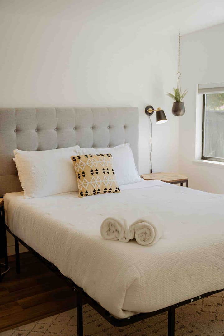 Modern Bungalow + Quiet Country Retreat - ビスタ, CA