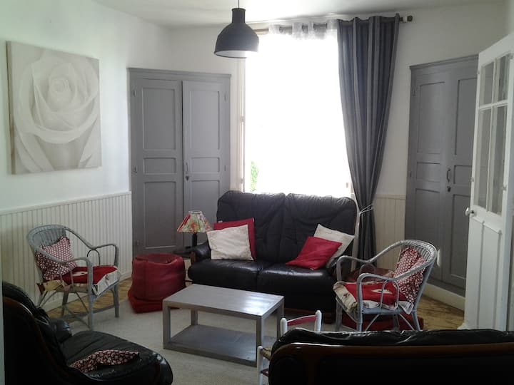 Appartement Dans Villa Bord De Mer - Jullouville