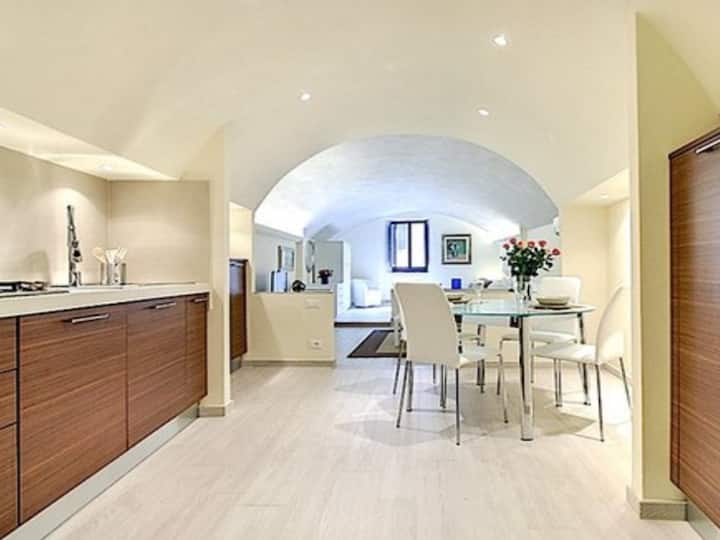 Modern And Comfortable Loft. - Florence