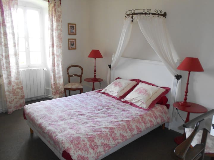 Chambre Dans Maison De Charme - Seyssel