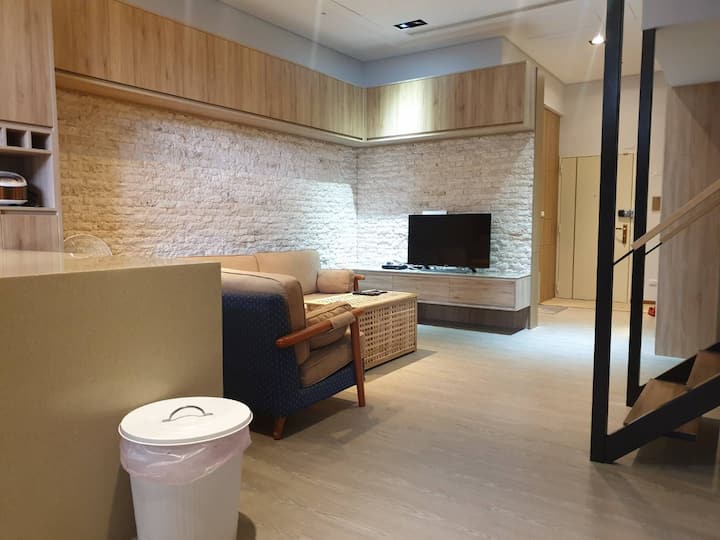 熱鬧安靜的舒適美住宅月租 - 루저우 구