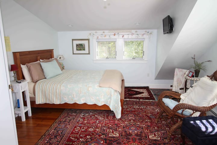 The Millie Suite - In Oak Bluffs Mv - Edgartown, MA