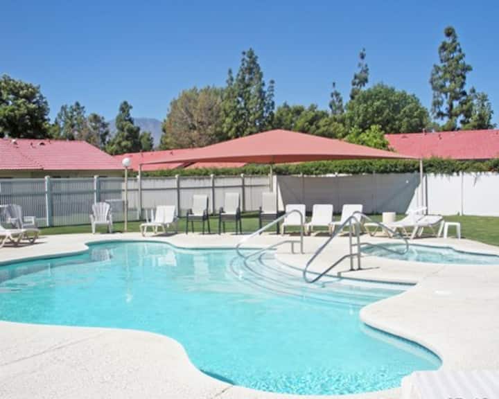 2 Bdm-sleeps6 Indian Palms Country Club#8 - La Quinta, CA