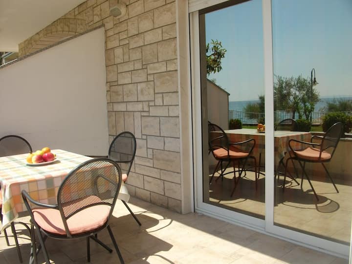 Studio In Paradise - Podstrana