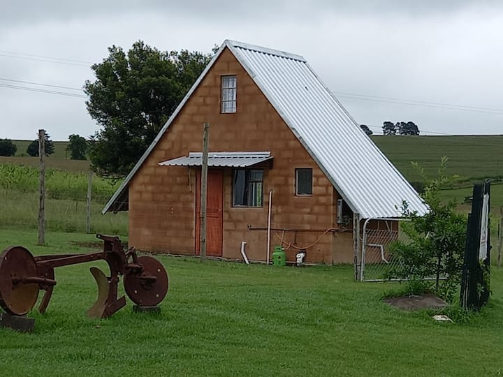 The Little A Frame A Cosy Tiny Cottage In Kzn, Sa. - Mooi River