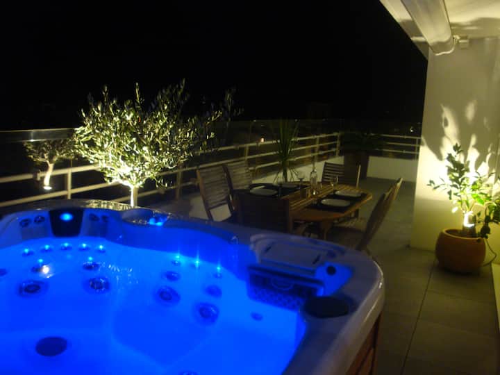 Rooftop  Climatisé 200m Mer, Collines+ Jacuzzi - Marsella, Francia