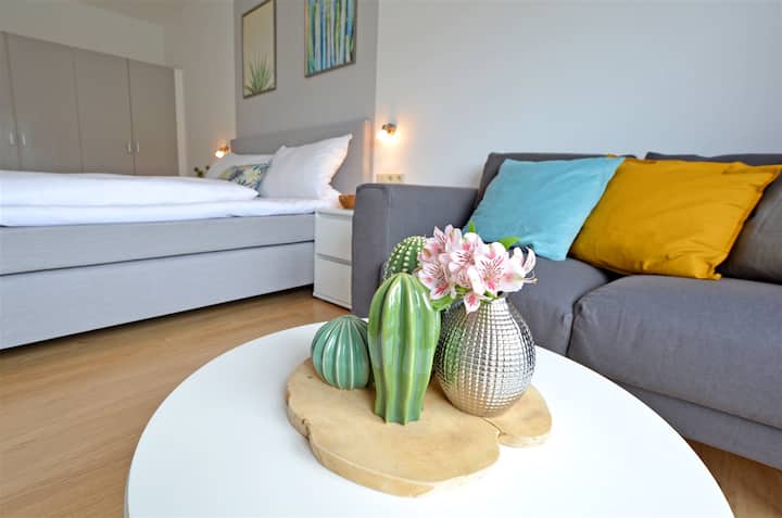 Central & Modern 1-room Apartment With Balcony - Bad Kreuznach