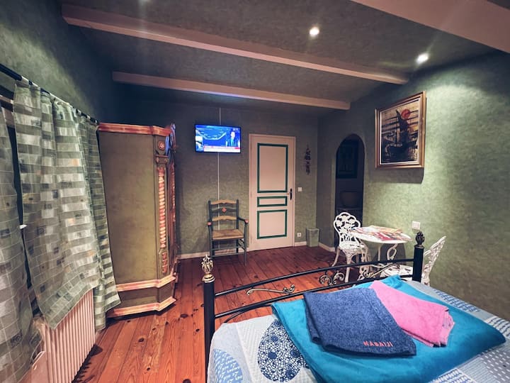 Chambre Irlande
2 Lits - Castelsarrasin