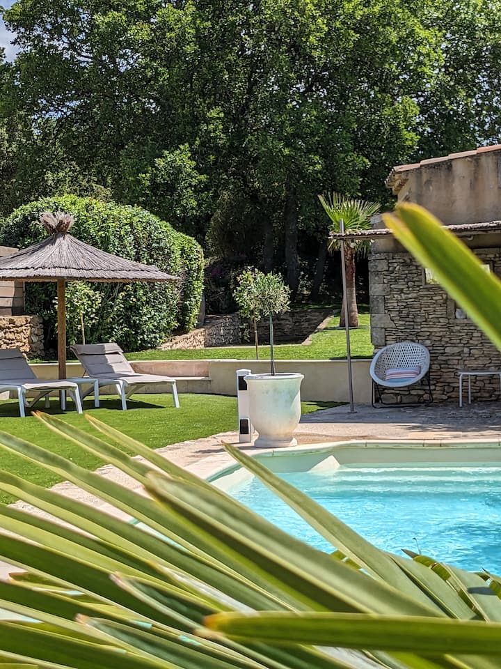 Charme De La Pierre Dans Un Gîte En Provence - Grignan