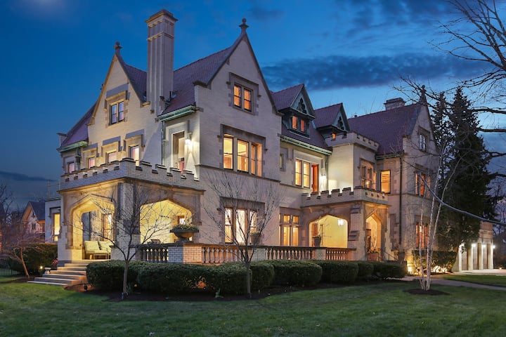 Burton H. Hales Mansion - Chicago, IL