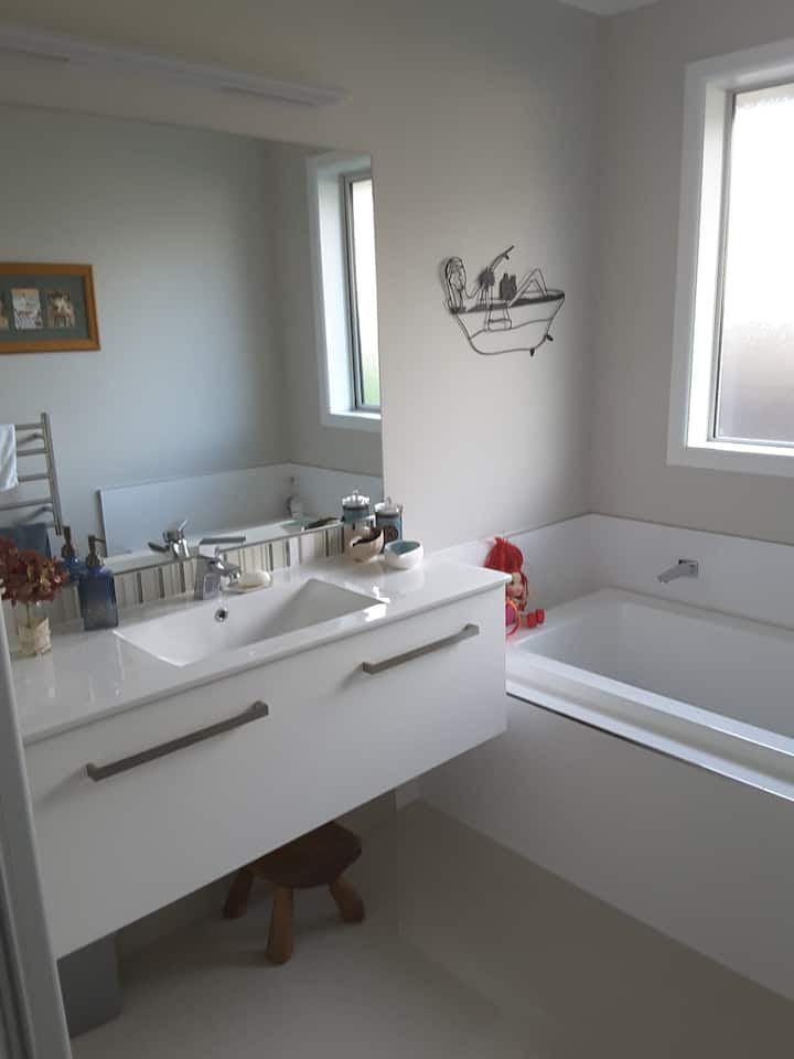 Central Town Home Quiet And Spacious - Cambridge