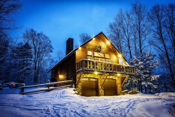 Secluded Chalet in West Bolton - Chalets for Rent in West Bolton ...