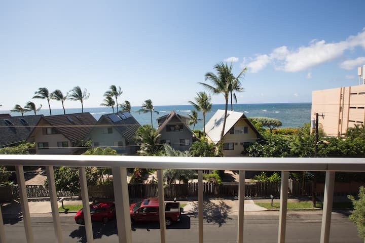 Beautiful Luxury Oceanview Furnished Apartment - Haleiwa, HI