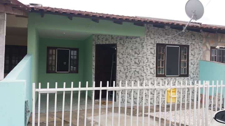 Casa Aconchegante Esperando Por Você Em Guaratuba - Guaratuba