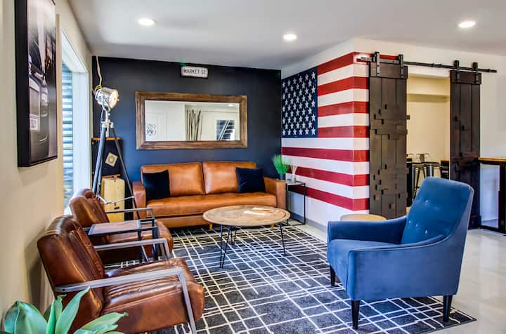 Americana Modern Hotel, King King Suite - Redding, CA