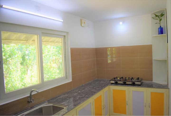 Homely 3bhk For Families - Munnar