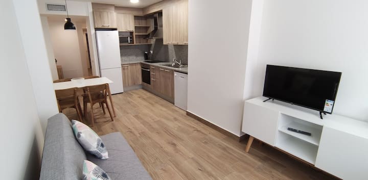 Cal Ferrer Ii. Apartament Nou A Prop De La Platja - La Escala