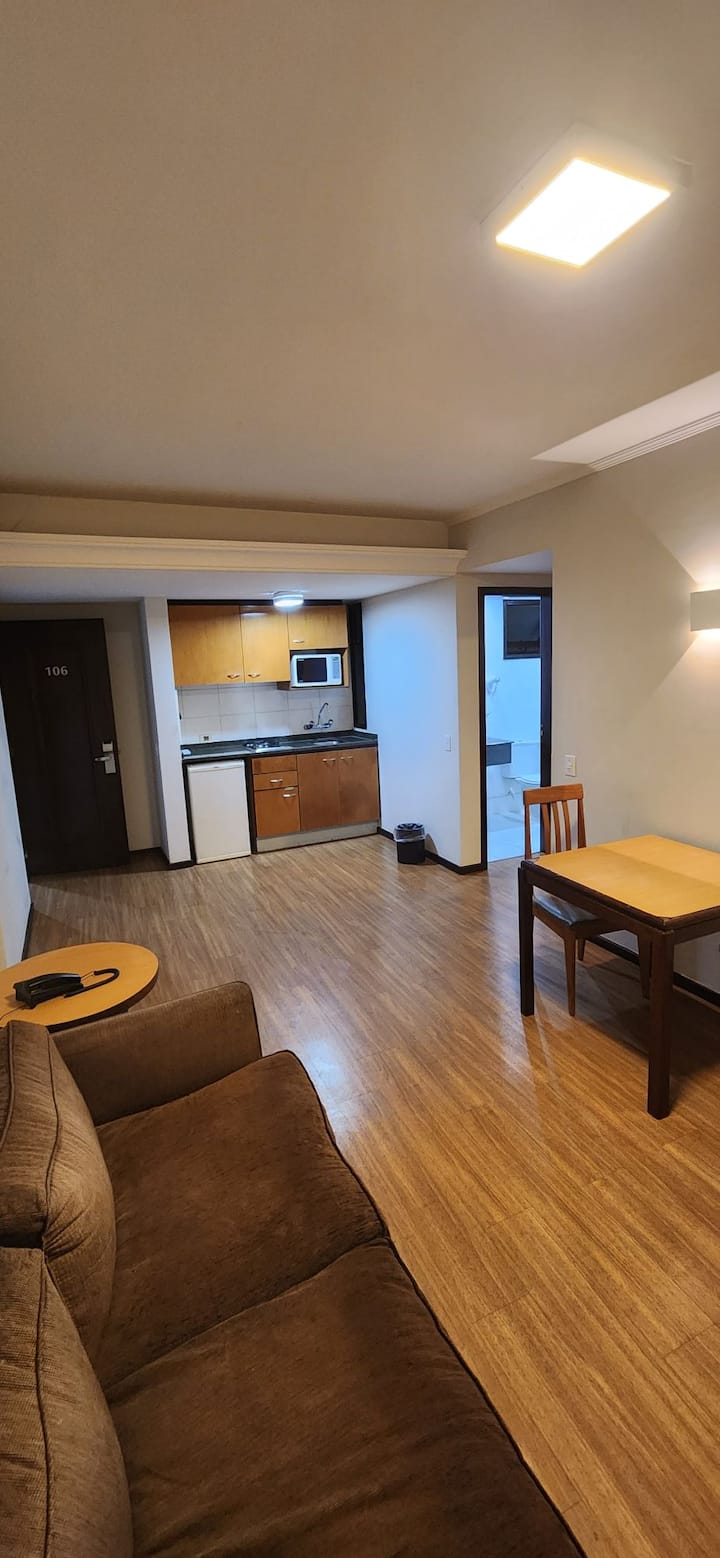 Apto 106 - óTimo Custo Benefício - Curitiba