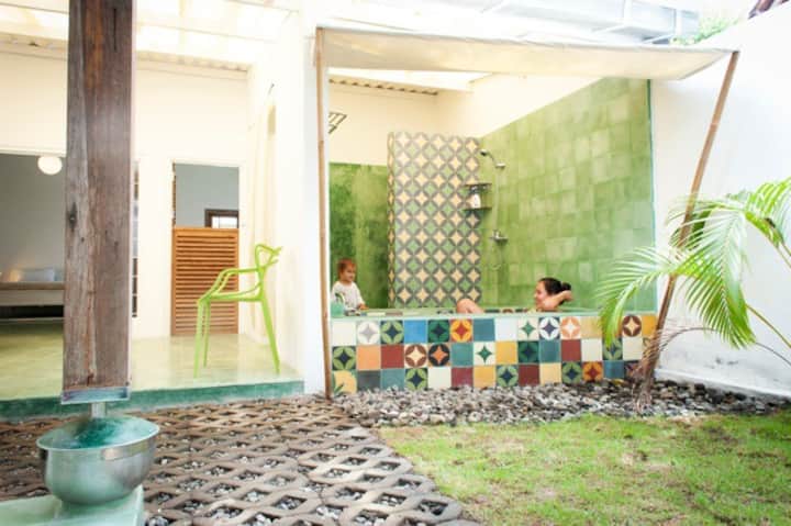 Contemporary Villa In Center Of Town- Rumah Mangga - Yogyakarta