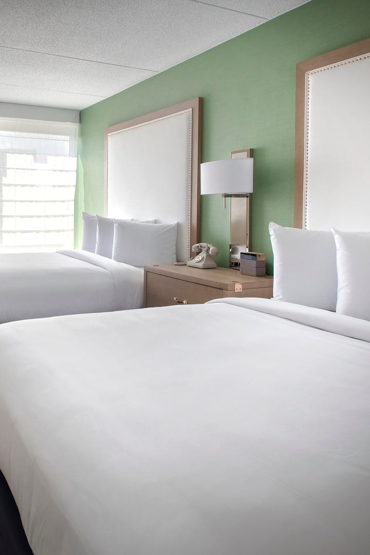 Hayes Street Hotel, Double Queen - Nashville, TN