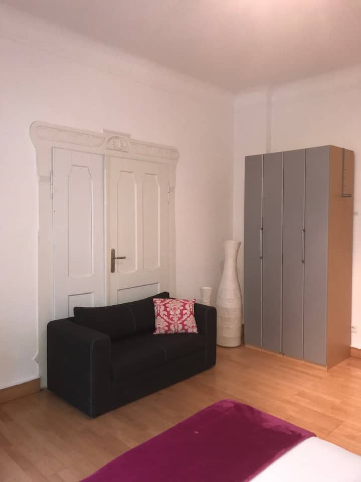 Cosy Room With Private Bathroom Close To Castle - Nuremberg