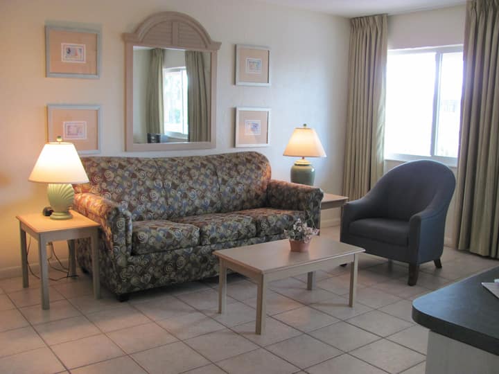 Enchanted Isle Resort - Aventura, FL