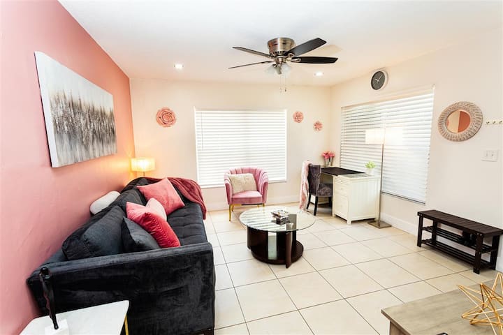 Boutique 1 Bdrm Close To Hard Rock And Fll Airport - Davie