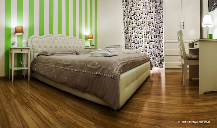 Camera Matrimoniale - Double Room - Messina