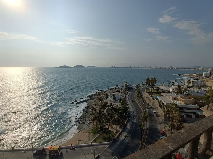 Beautiful Penthouse With A  Breathtaking View. - Mazatlán