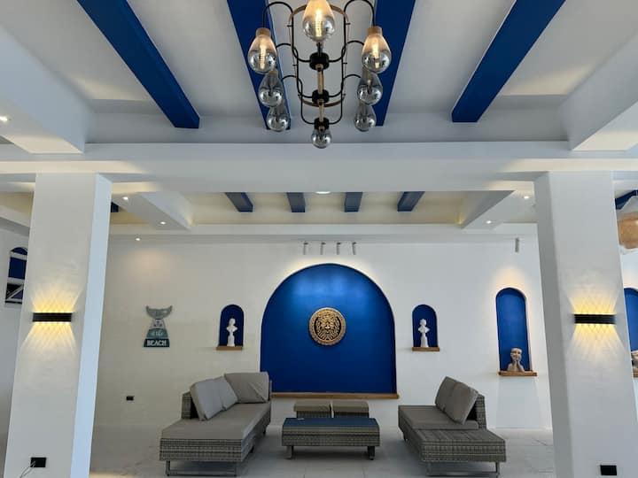 Sariaya Beach & Pool Retreat: 1 Athena Room - Sariaya