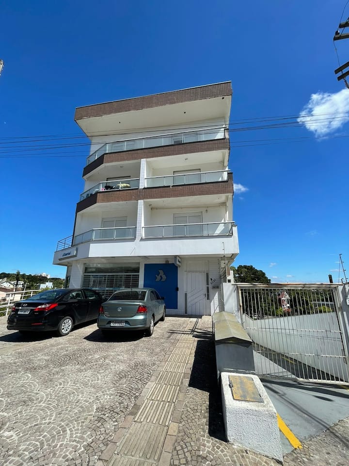 Lindo Apartamento Encantador Em Bento Gonçalves - Bento Gonçalves