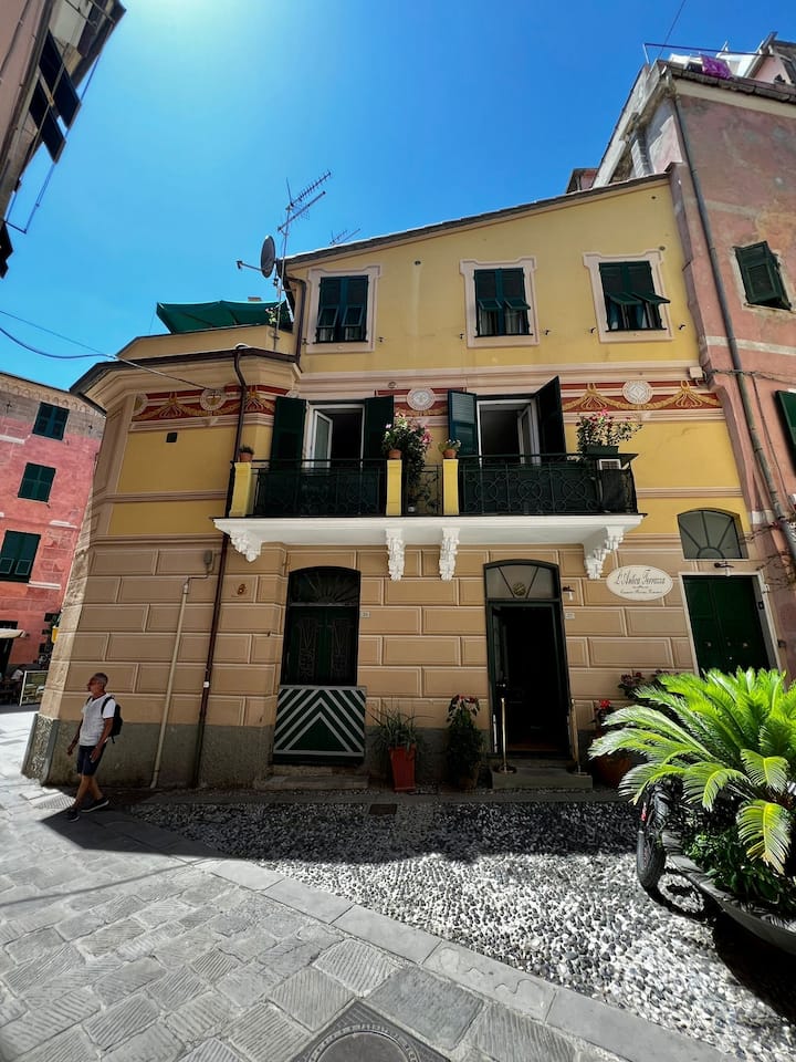 Room 2 At L' Antica Terrazza - Monterosso al Mare