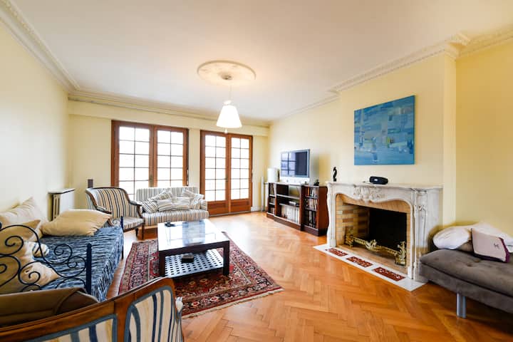 Calme 1er éTage Ouvert Maison Garage L:4m80 H:2m30 - Cestas