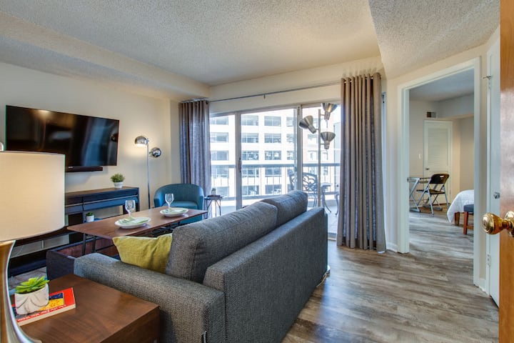 Beautiful, Quiet 1-bed Near Vanderbilt & Downtown - Nashville, TN