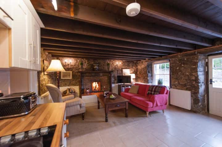 Cute Listed Cottage - Fife