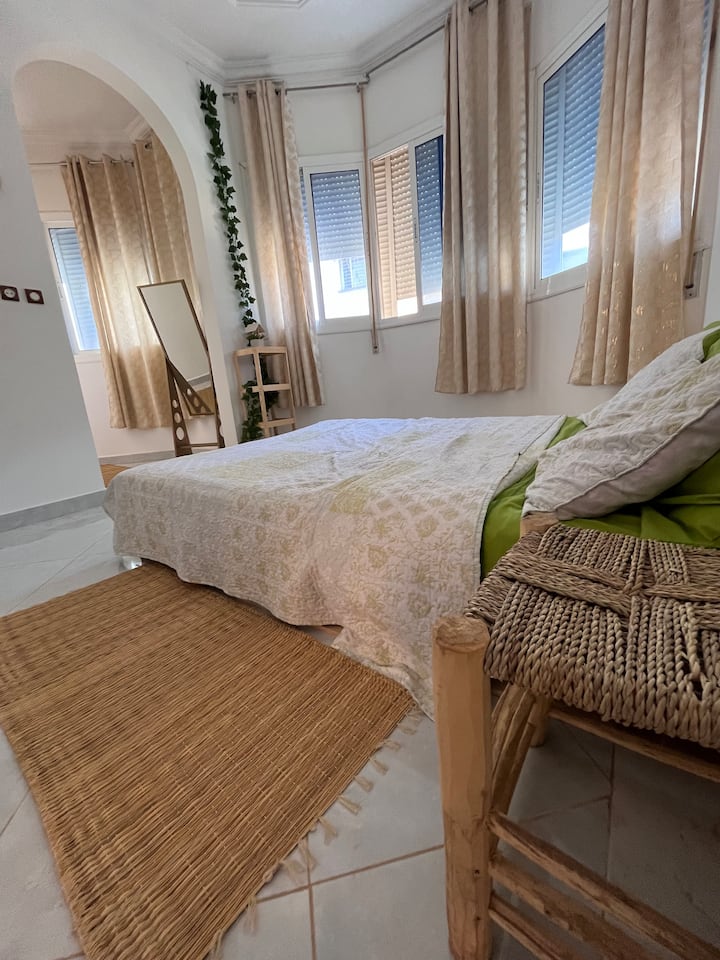Saidia: Superbe Appartement Bien éQuipé - Saïdia