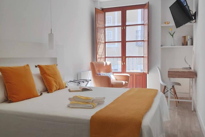 Apartamento De Lujo! En El Arco De La Plaza Mayor - Santa Marta de Tormes