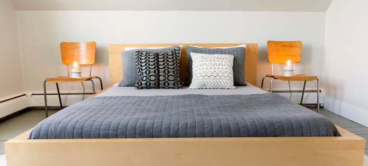 Cozy Urban Cottage On Munjoy Hill - Portland, ME