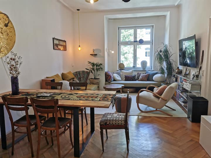 Große, Helle Altbauwohnung, Balkon/theresienwiese - Munich