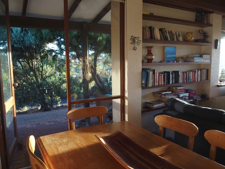 The Swell Shack - Prevelly