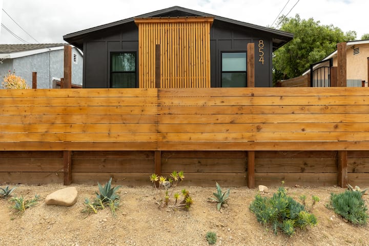 Modern Surf Shack Ventura - Ventura, CA