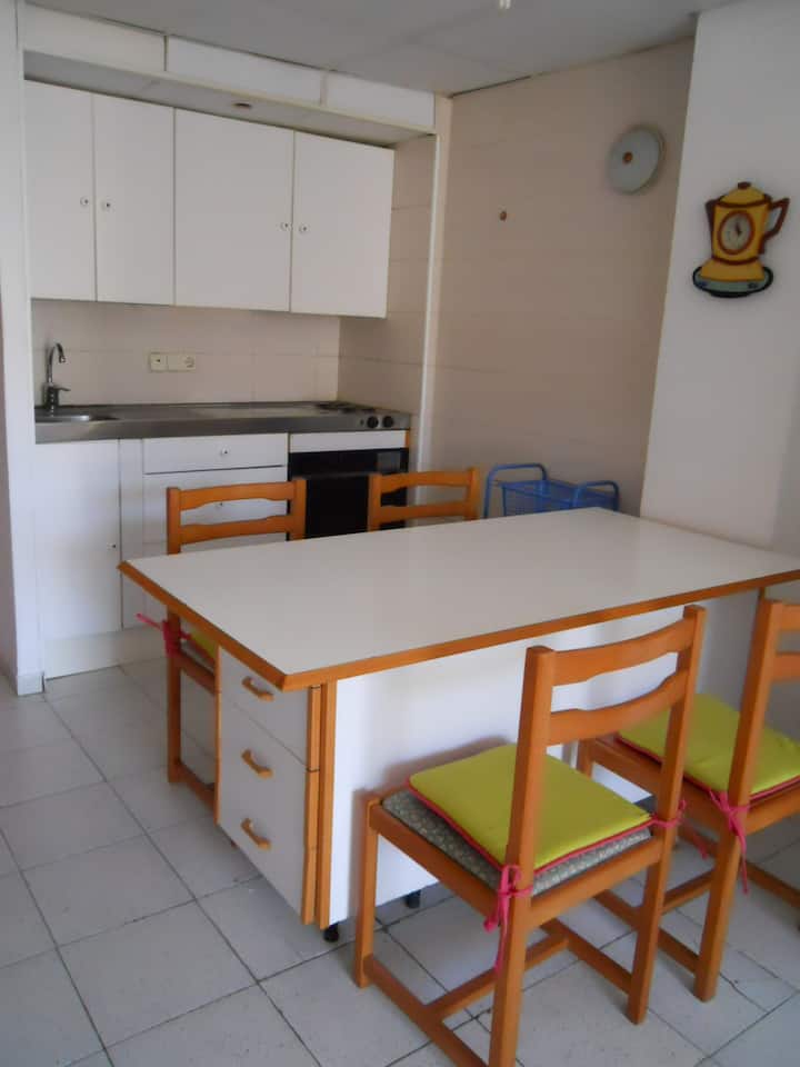 Apartamento 2 Hab. Y Piscina - Pineda de Mar