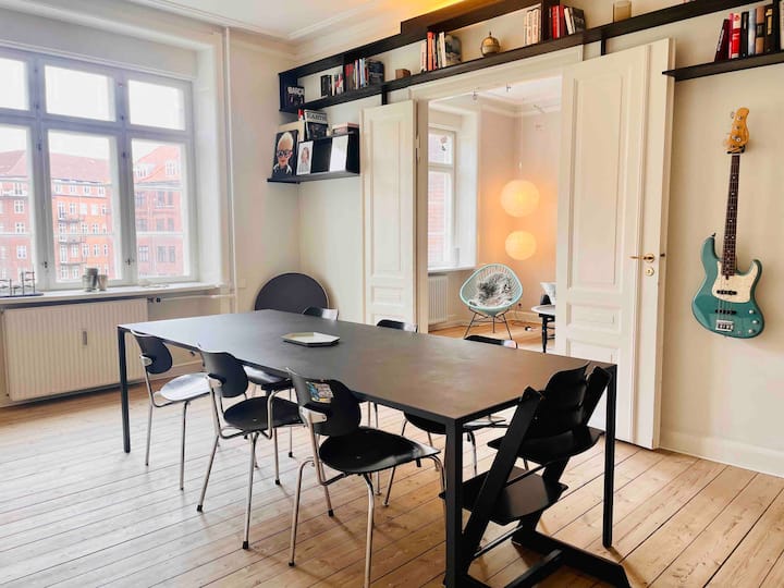 A Beautiful Apartment In A Historic Building. - Kopenhagen
