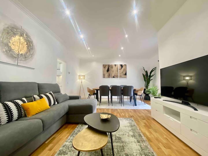 "Urban Elegance" - Wi-fi / Terrasse / Smart/ 7 Pp - Barcelona