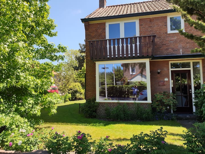 Lovely Home Close To Haarlem, Amsterdam & Beaches - Wijk aan Zee