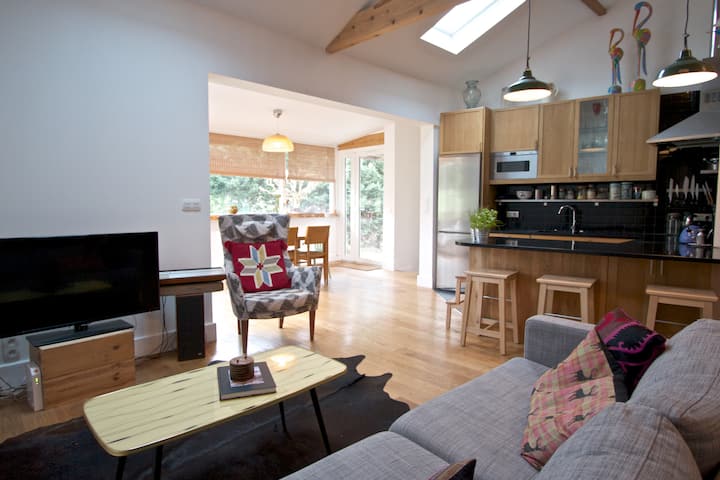 Beautifully Renovated 1920s House. - Capbreton