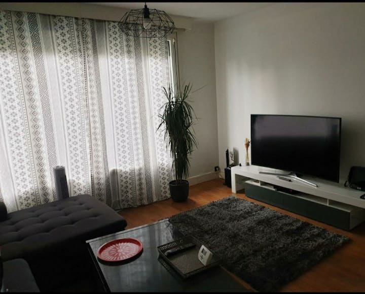 Appartement 2 Chambres Proche Gare - La Citadelle de Besançon
