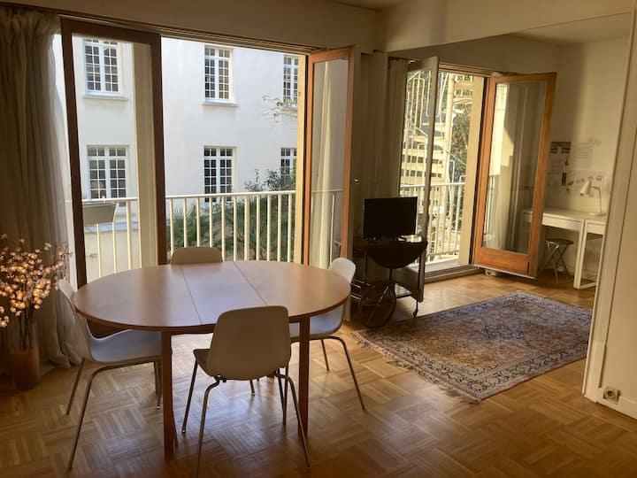 Jardin De Passy Trocadero - Paris