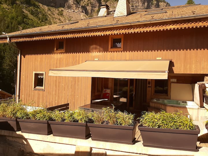 Beau Chalet Au Cœur Des Alpes. - Morzine