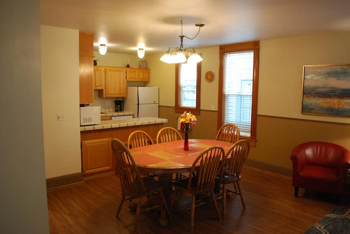 Sherwin Cottage - Ashland, OR